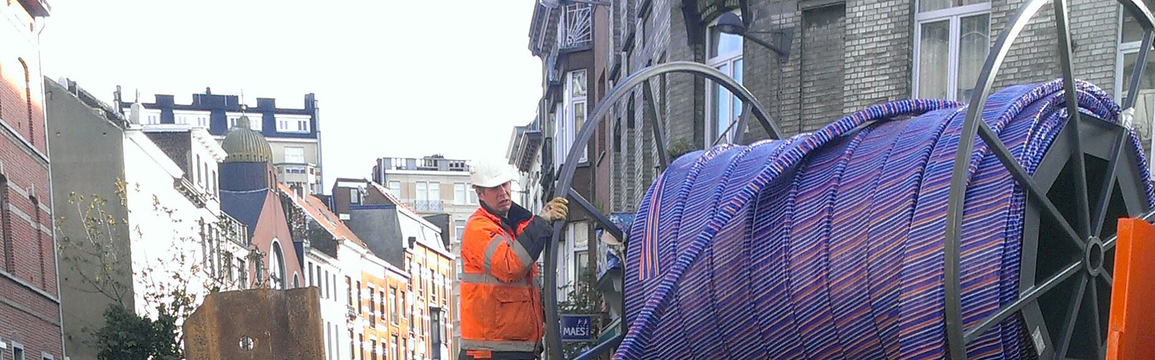 Trenchless pipe rehabilitation of inner city pipelines – Primus Line